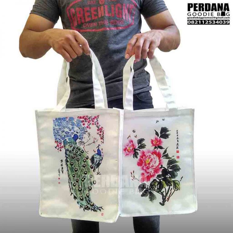 Produksi Tas Kain Kanvas Printing Lukisan Di Taman Sari – Tas Kanvas ...